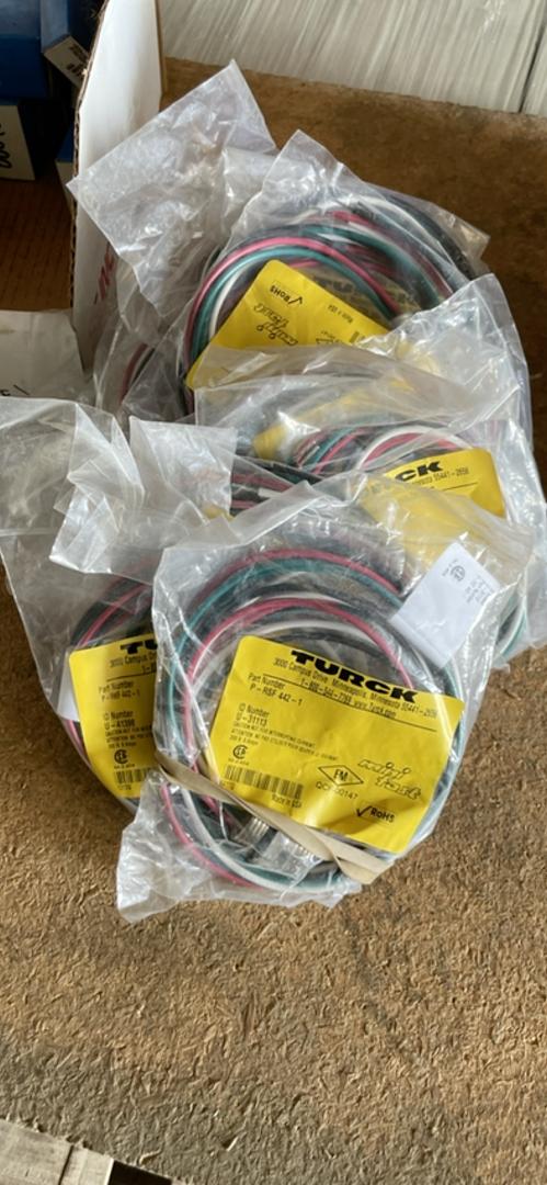 CONNECTOR, TURCK 4-PIN, MALE, PANEL MOUNT, - Open Top Drive