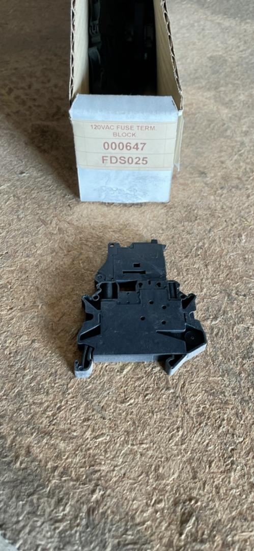 TERMINAL BLOCK, 120V AC FUSE - Open Top Drive